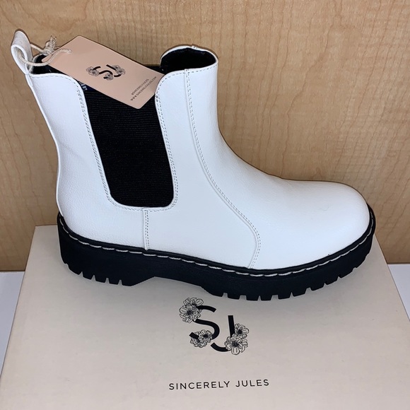 Sincerly Jules | Shoes | Sincerely Jules Womens Hippie Slip On Boots ...